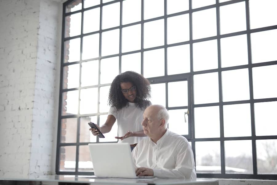 Most essential questions to ask before developing an onboarding program Most essential questions to ask before developing an onboarding program